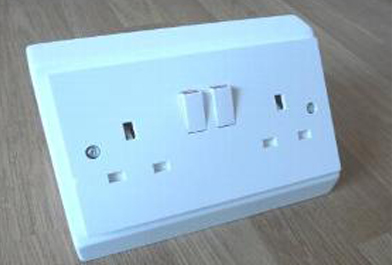 Electrical Outlets and LAN - Ergo Lab solution